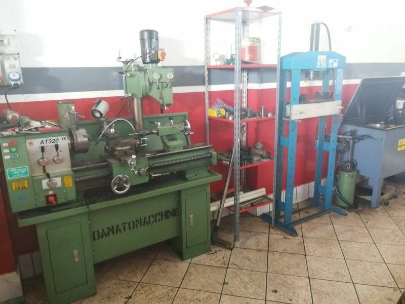 Otomobil servisi General Meccanica, Campania, foto