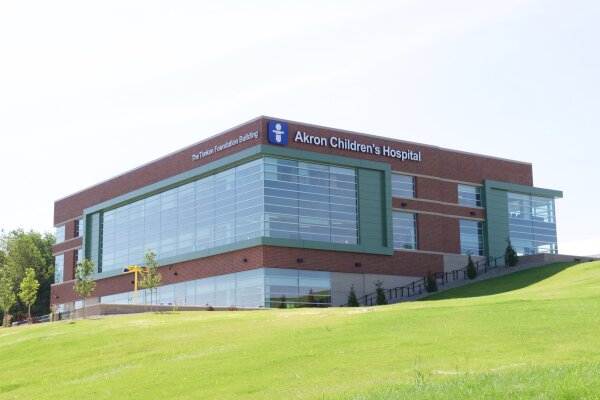 Optik Akron Children's Hospital Pediatric Ophthalmology & Optometry, Canton, Ohio Eyaleti, foto