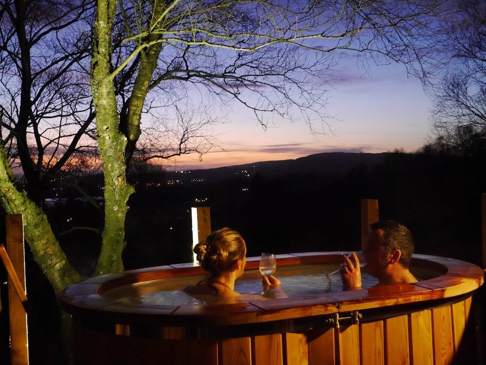Otel Luxury and Peaceful 1-bed Roundhouse With Hot Tub, Doğu Dunbartstonshire Konseyi, foto