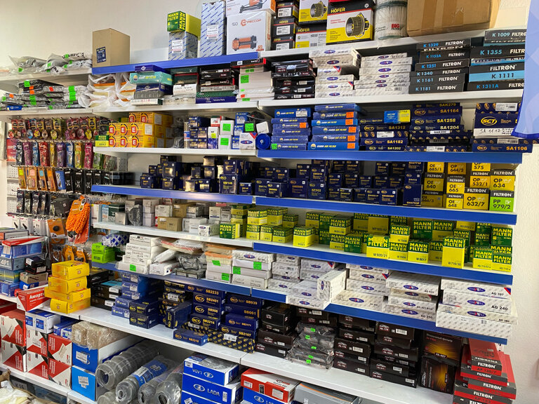 Otomobil yedek parçaları Гараж, Orenburgskaya oblastı, foto