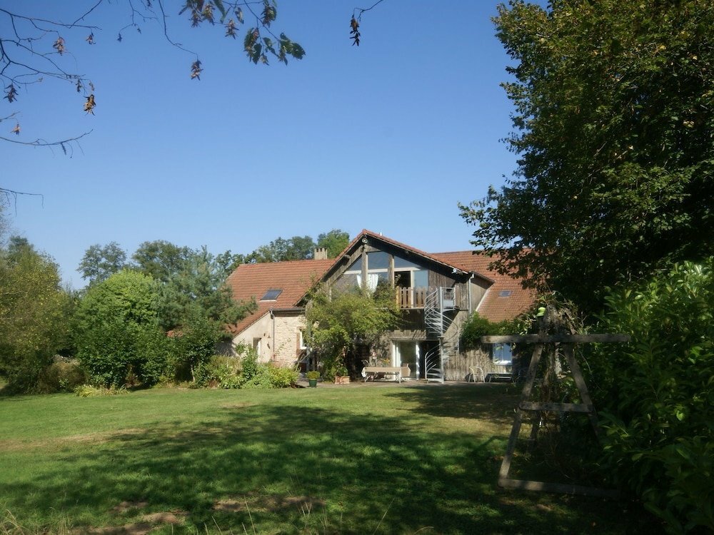 Otel Elegant Holiday Home in Niderviller Near Forest, , foto