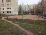 Sports ground (Sevastopol, Haharinskyi raion, mikrorayon Kamyshovaya Bukhta), spor alanı  Sevastopol'dan