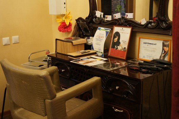 Peruk, kaynak, çıtçıtlı kaynak saç üreticileri Tverhair, Tver, foto