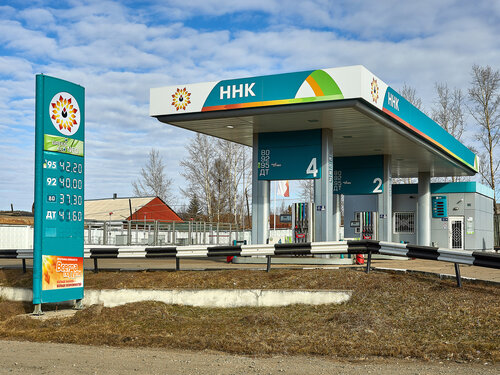 Benzin istasyonu ННК, Skovorodino, foto
