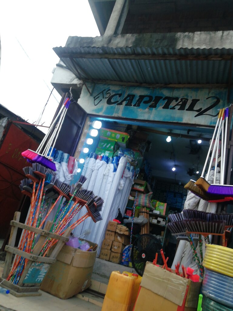 Ev personeli Ets Capital 2, Brazzaville, foto