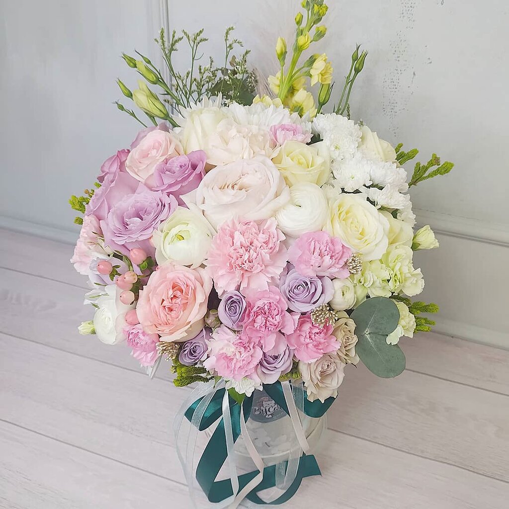 Çiçekçiler Bycat flower workshop, Orenburg, foto