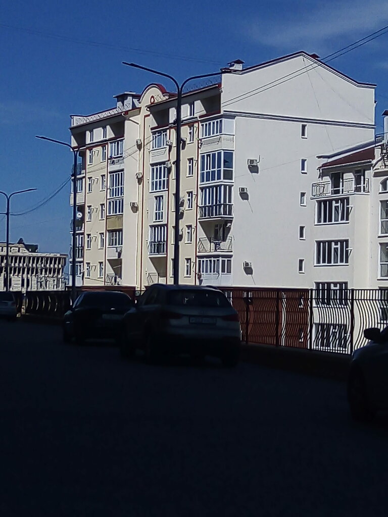 Konut blokları Университетский, Sevastopol, foto