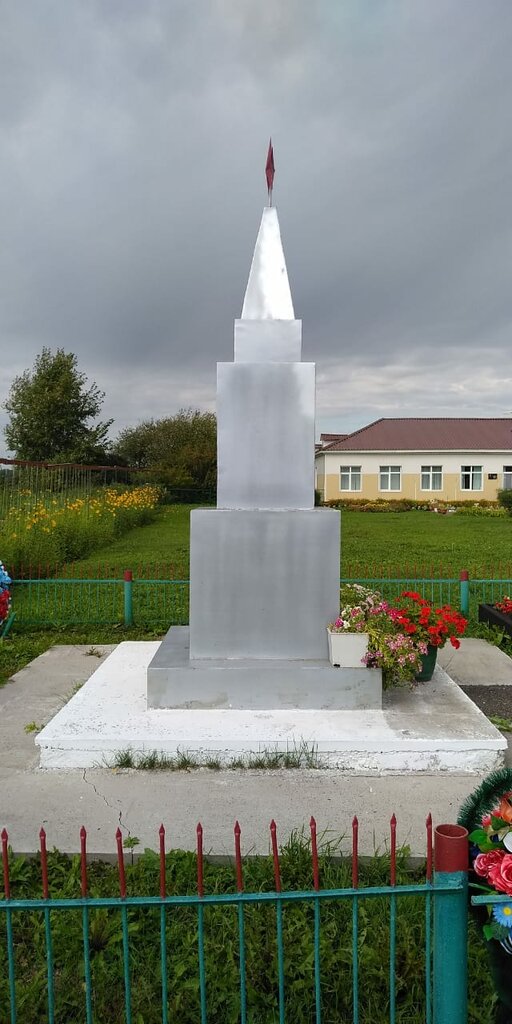 Anıt, heykel Героям Великой Отечественной войны 1941-1945 гг., Tomskaya oblastı, foto