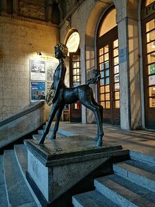 Кентавр (Karavannaya Street No:12), park, sokak heykeli  Saint‑Petersburg'dan