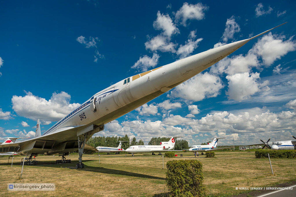 Teknoloji anıtı Tupolev Tu-144, Ulyanovsk, foto