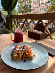 Luvi-Luvi (Skolkovskaya Street No:1Г, Odintsovo), kafe  Odintsovo'dan
