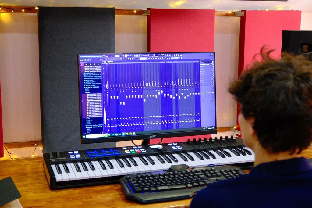 Ses kayıt stüdyoları West Records, Nalchik, foto