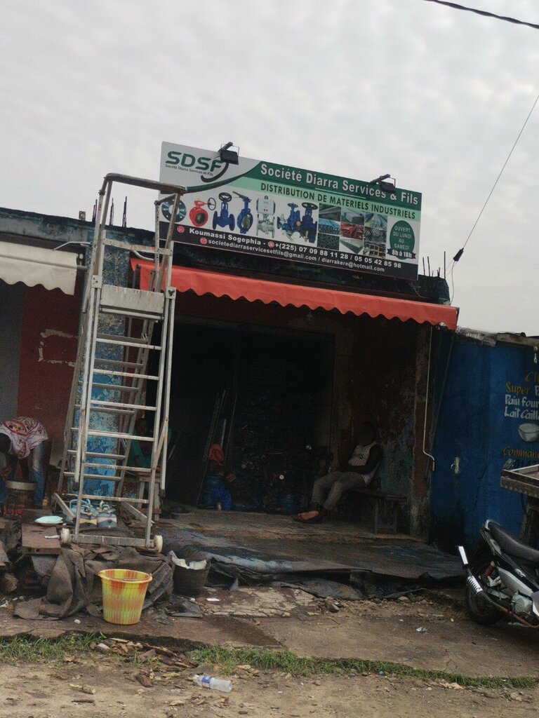 Elektronik cihaz ve parça firmaları Diarra Kere, Abican, foto