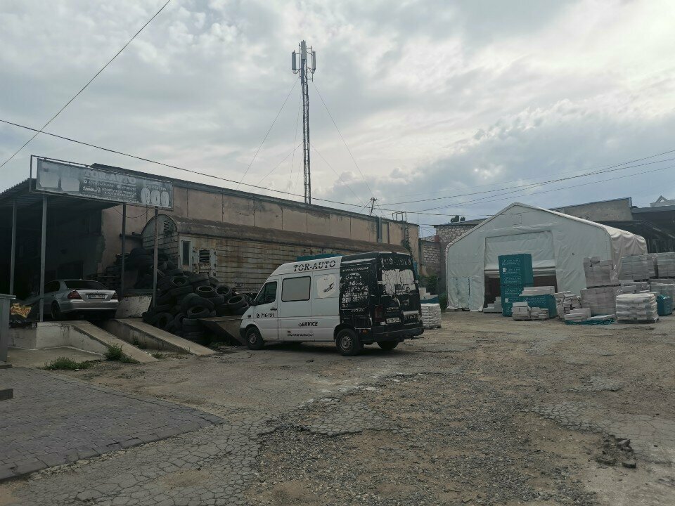 Otomobil servisi Tor-auto, Kişinev, foto