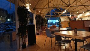Jetty Cafe (Naberezhnaya Street No:4А, Dolgoprudny), kafe  Dolgoprudny'den