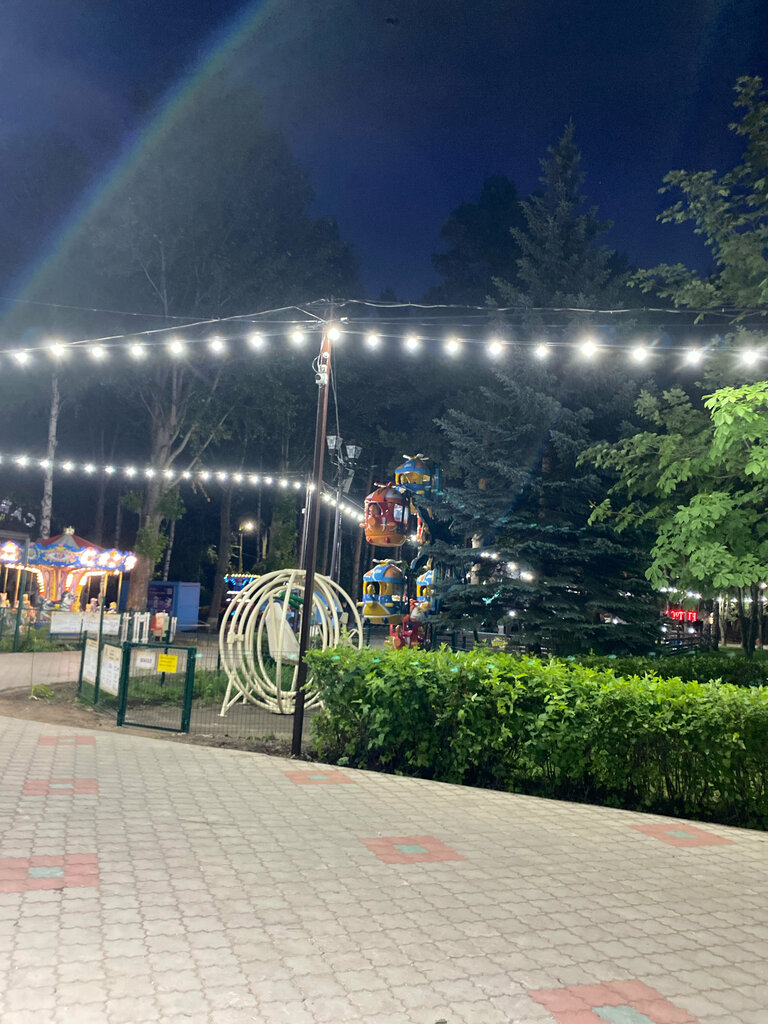 Atraksiyon Attraktsion, Nijnekamsk (Tüben Kama), foto