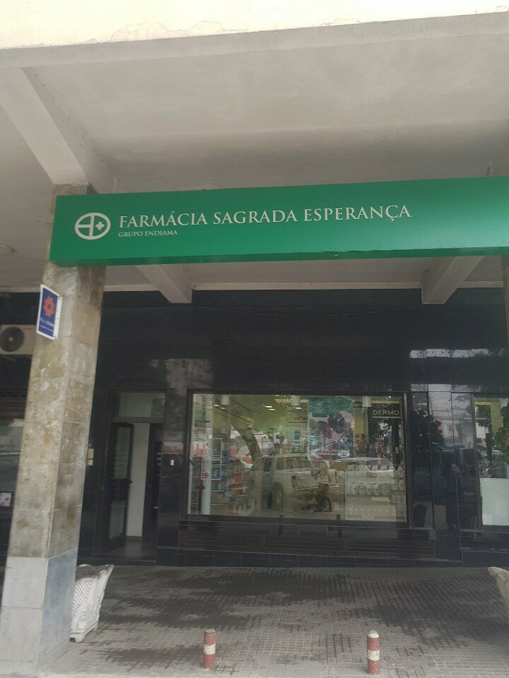Eczaneler Farmácia Novic, Loanda, foto