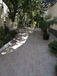 Gostevoi dom Na Kustodieva 35 (Kustodieva Street No:35, mikrorayon Magilat), otel  Gelencik'ten