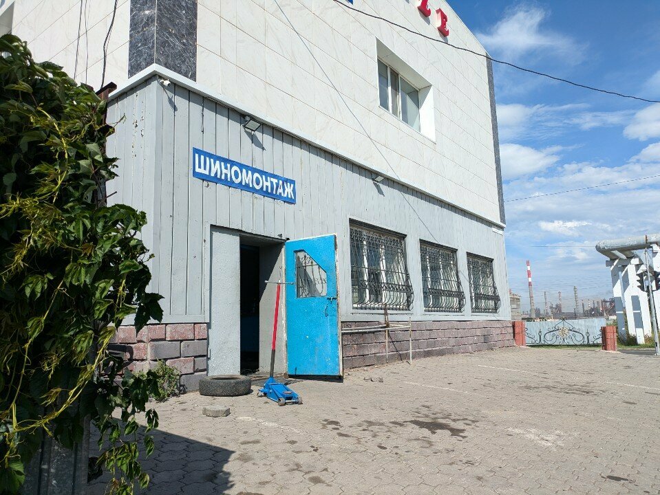 Oto lastik tamiri Tire fitting and repair, Temirtav, foto