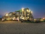 Pearl Beach Hotel & SPA (32/17, Sheikh Ahmed Bin Rashid Al Mu'alla Road, Umm Al Quwain City), otel