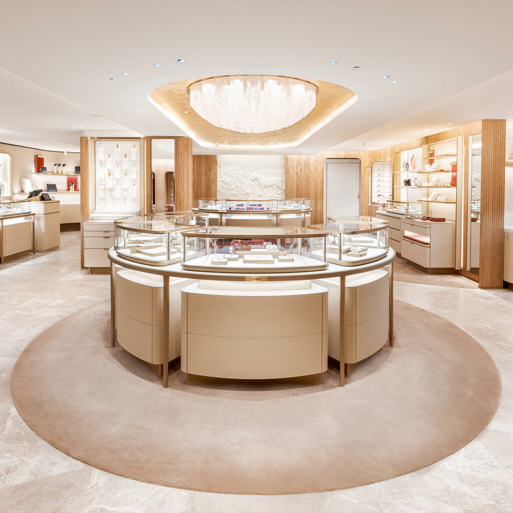 Kozmetik ve parfümeri mağazaları Cartier, Interlaken, foto