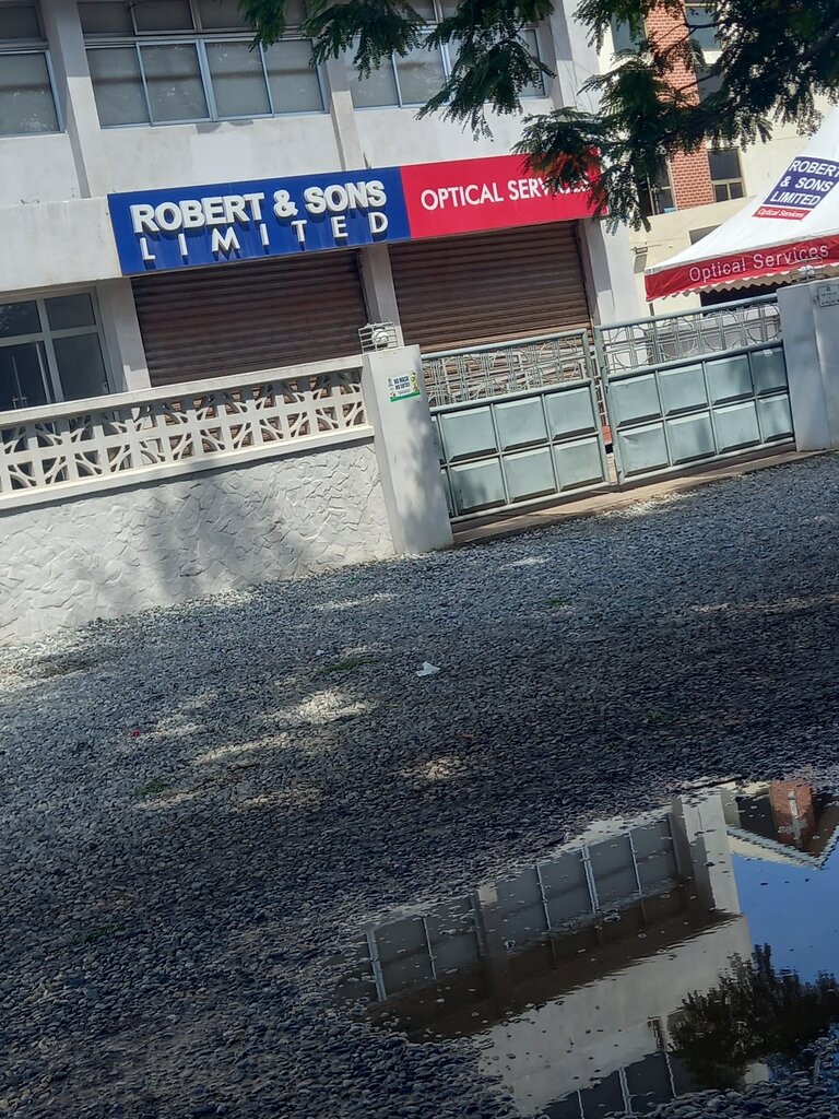 Tıp merkezleri ve klinikler Robert & Sons Limited, Optical Services, Dünya, foto