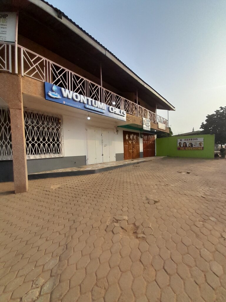 Su satışı Wontumi Chills Water Depot, Dünya, foto