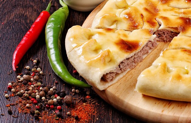 Hazır yemek teslim servisleri Osetinskiye pirogi, Moskova, foto