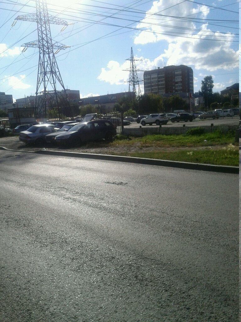 Otoparklar Avtostoyanka, Yekaterinburg, foto