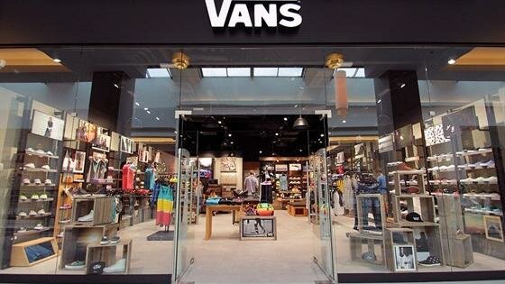 Spor giyim ve ayakkabı Vans, Moskova, foto