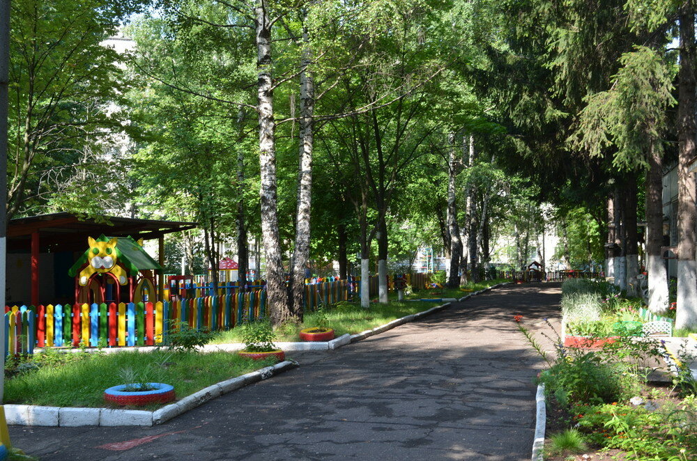 Anaokulları G. Dzerzhinsky detsky sad № 4, Dzerjinski, foto