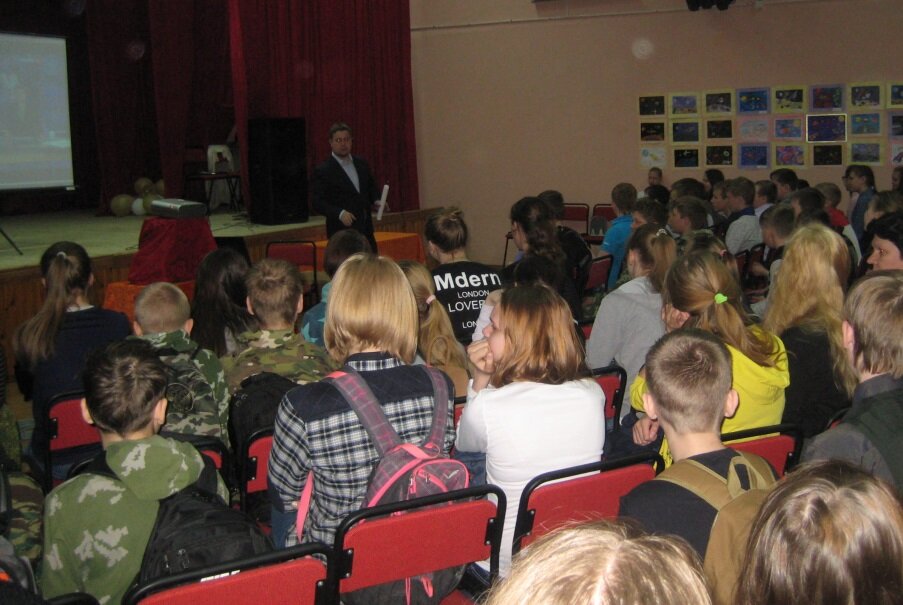 Ortaokul Кадуйская средняя школа № 1 имени В.В. Судакова, Vologodskaya oblastı, foto