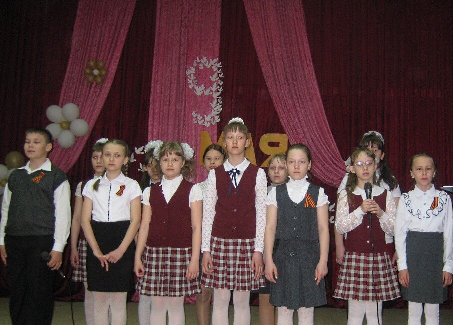 Ortaokul Кадуйская средняя школа № 1 имени В.В. Судакова, Vologodskaya oblastı, foto