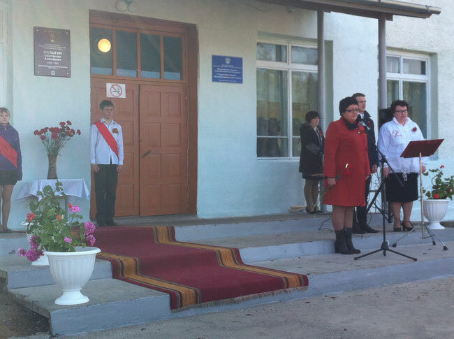 Ortaokul Roshchinskaya Srednyaya Obshcheobrazovatelnaya shkola, Krasnoyarski krayı, foto