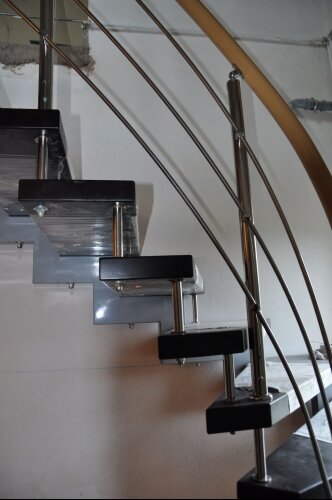 Merdiven ve korkuluklar Gelikoid-S, kompaniya, Pskov, foto