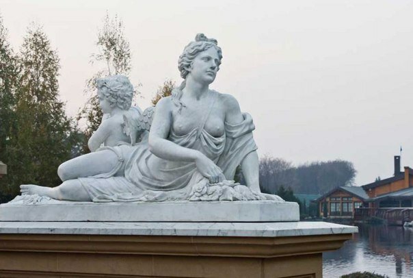 Taş ürünler ve yapılar Art Stone Group, Moskova, foto