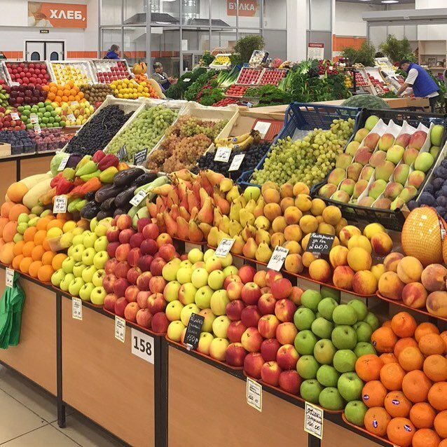 Gıda pazarı Выборгский рынок, Saint‑Petersburg, foto