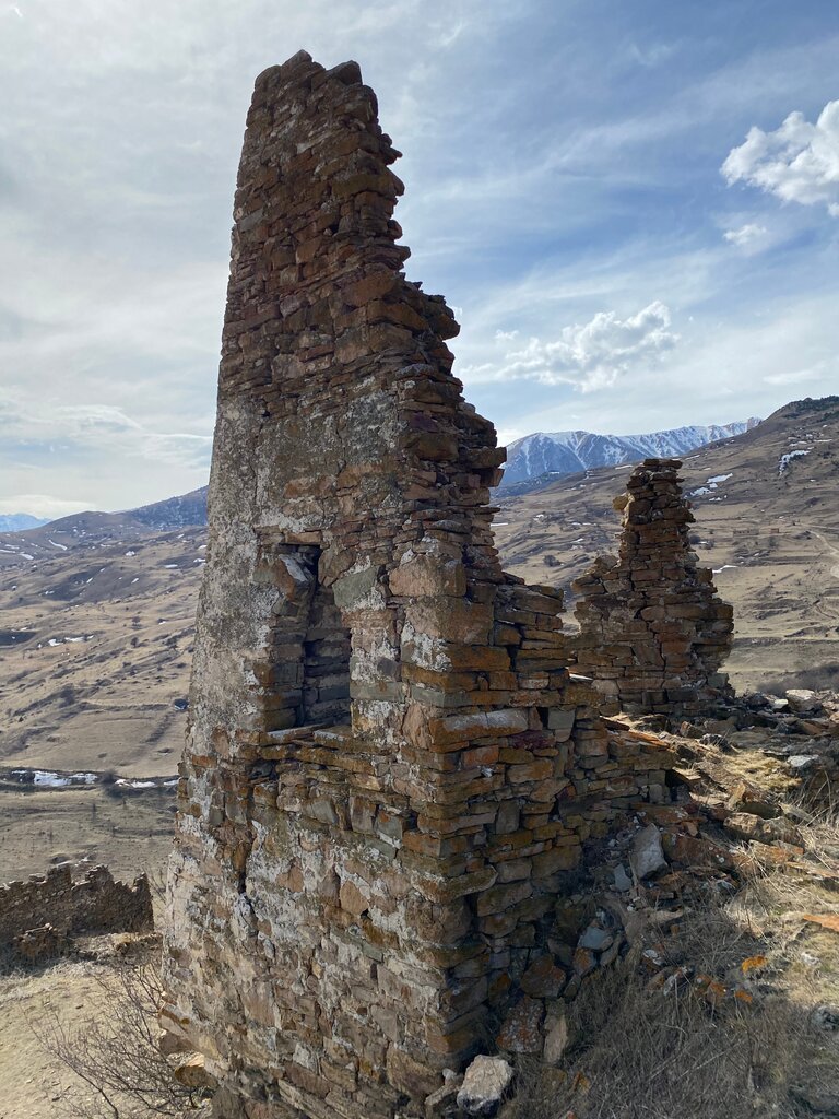 Turistik yerler Башня Есе Канукова, Kuzey Osetya‑Alanya, foto