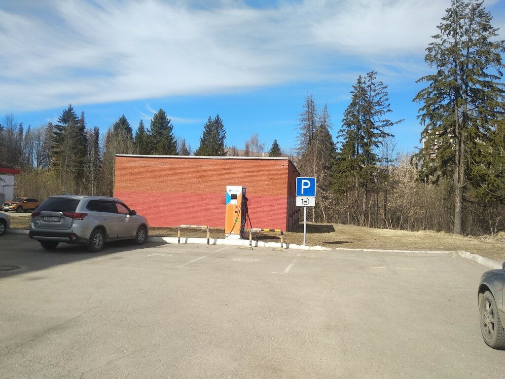 Elektrikli oto şarj istasyonları Русгидро, Izhevsk, foto