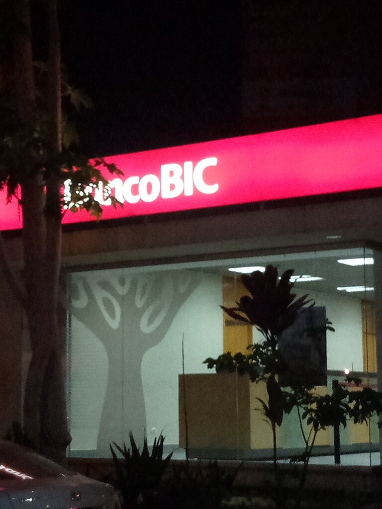 Banka Banco BIC, Loanda, foto