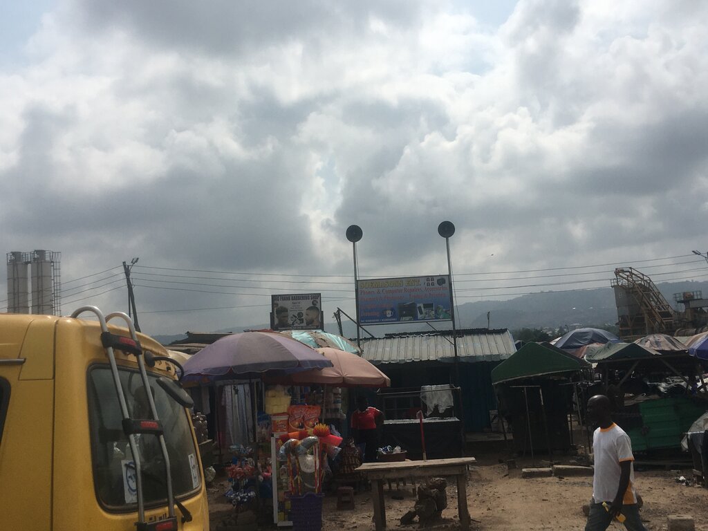 Berberler Bigfrank barbering shop, Dünya, foto