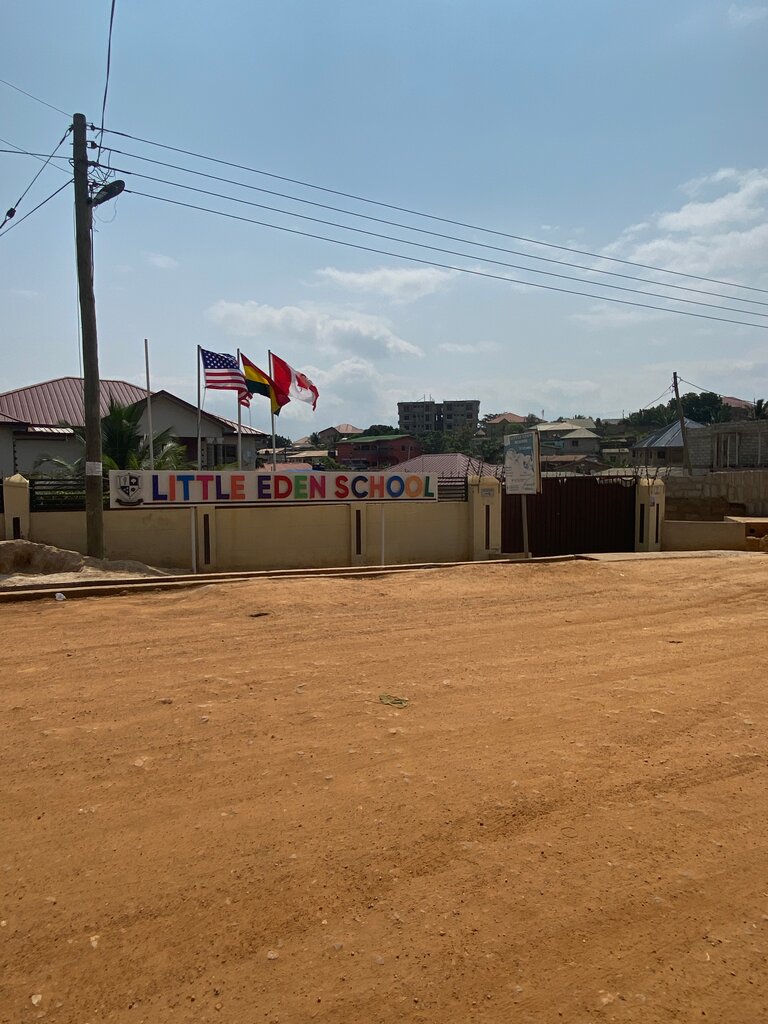 Ortaokul Little Eden School, Dünya, foto