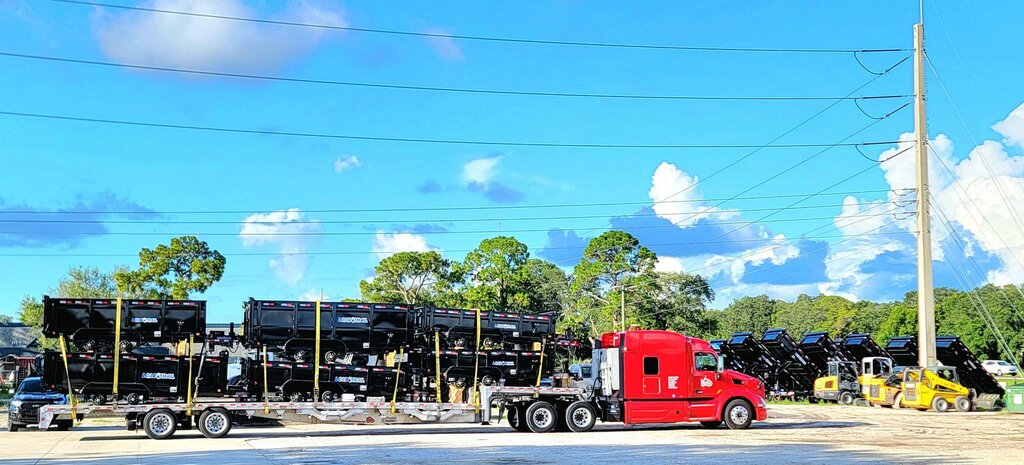 Bahçe ekipmanları ve teknolojileri Glade & Grove Supply, Florida Eyaleti, foto