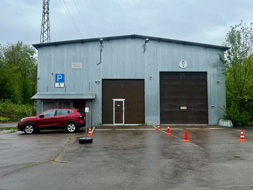 Otomobil servisi AutoservicE Rgsu, Moskova, foto