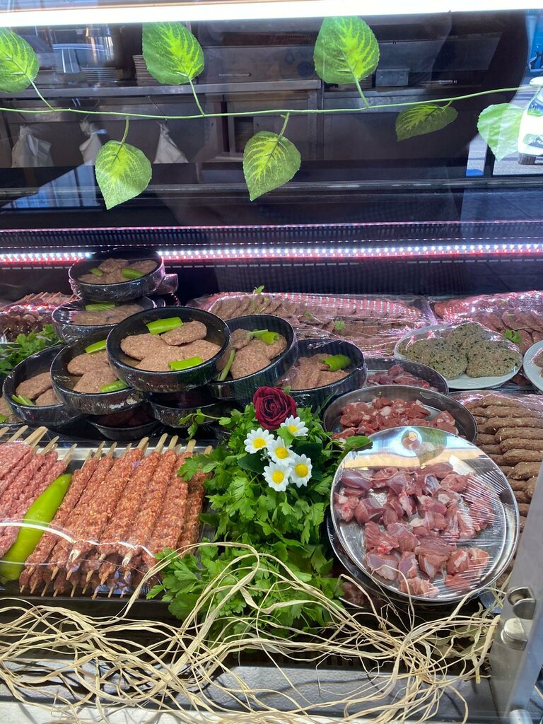 Benzin istasyonu GO Yakıt, Balıkesir, foto