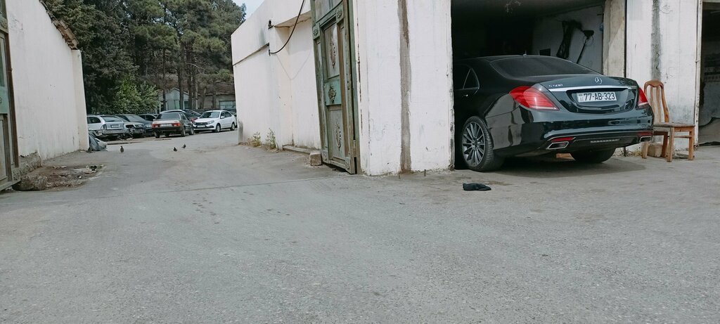 Express yağ değişim noktası Yağlama, Bakü, foto