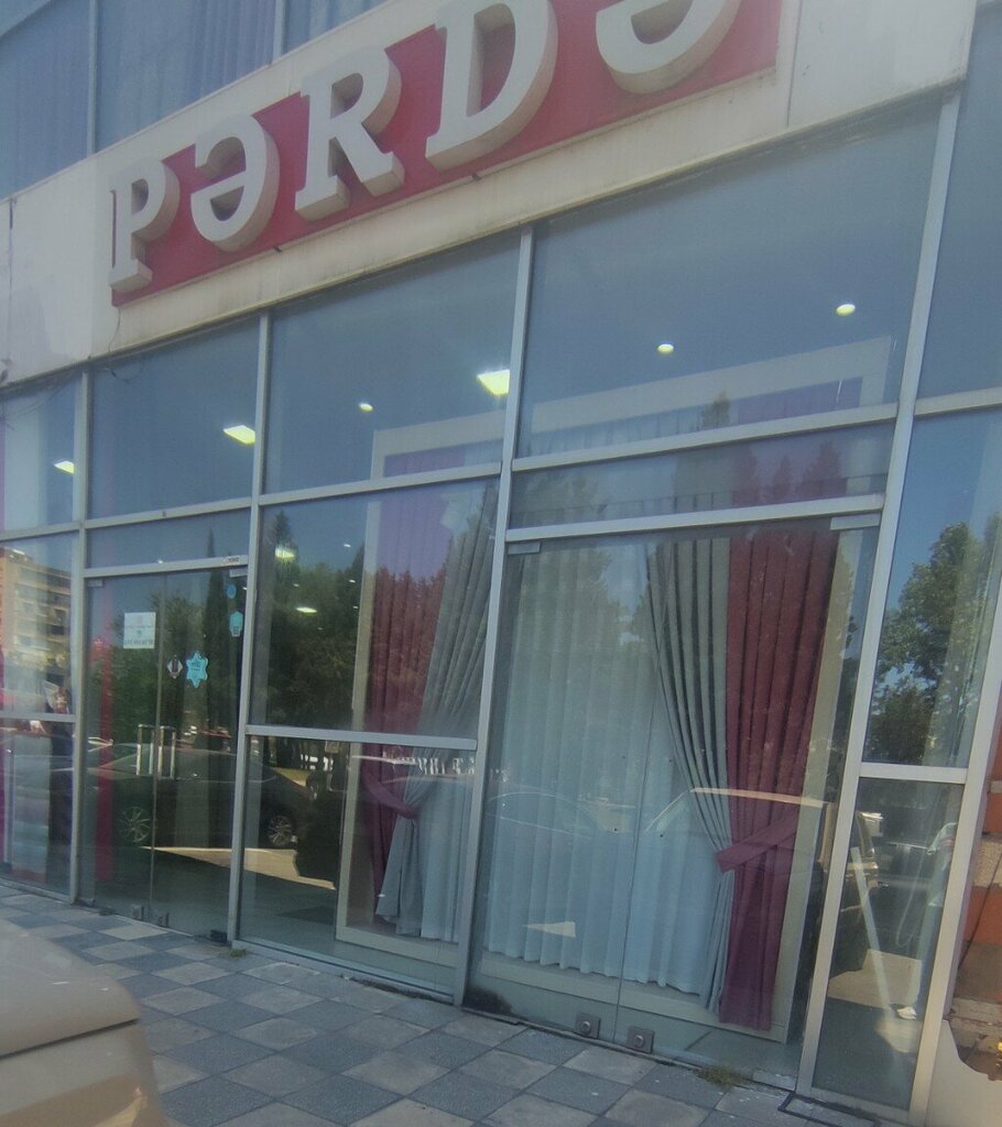 Perde ve korniş üreticileri Brillant pərdə, Bakü, foto