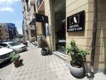 A Hotel Yerevan (Teryan Street No:3), otel  Erivan'dan