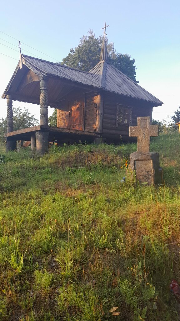 Ortodoks kiliseleri Часовня Архангела Михаила, Pskovskaya oblastı, foto