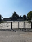 Воинам-односельчанам, павшим в Великой Отечественной войне (Karachayevo-Circassian Republic, Prikubanskiy District, selo Chapayevskoye), anıt, heykel  Karaçay‑Çerkez Cumhuriyeti'nden